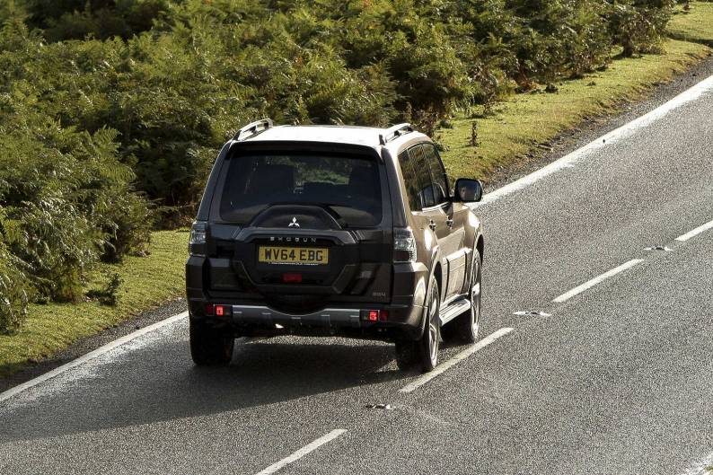Mitsubishi Shogun | Car review | RAC Drive