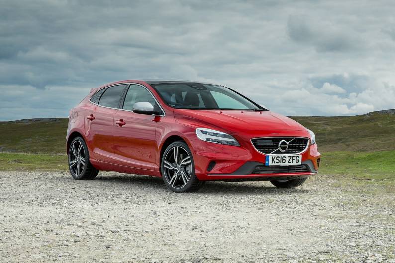 Volvo V40 D3 review | Car review | RAC Drive