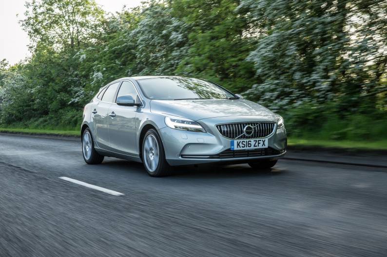 Volvo V40 T3 review | Car review | RAC Drive