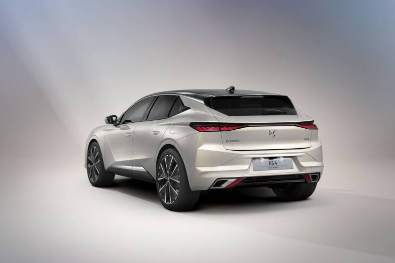 DS 4 review | Car review | RAC Drive