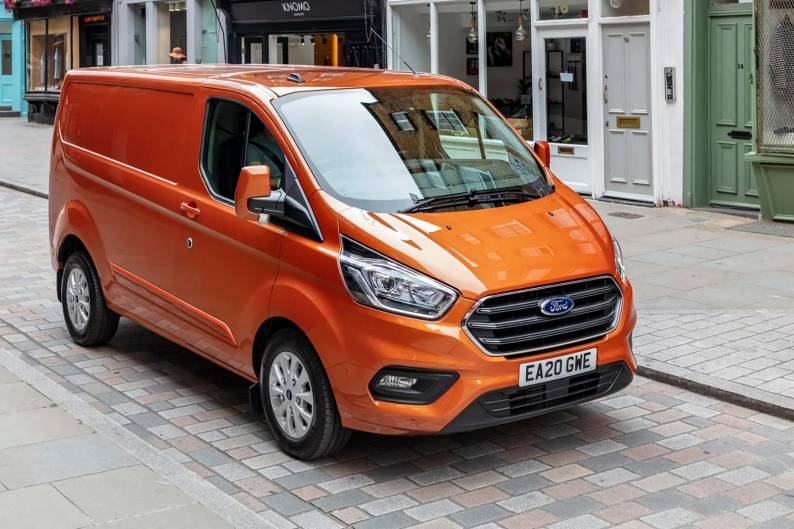 Ford Transit Custom PHEV review | Car review | RAC Drive