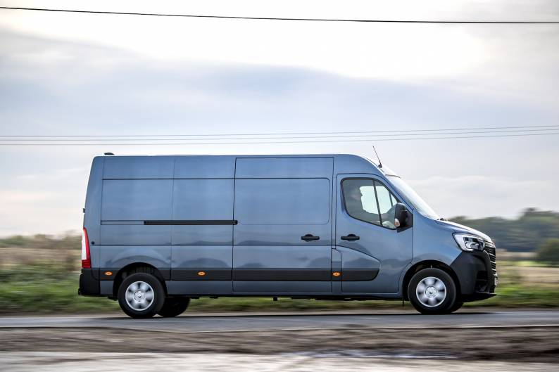 Renault Master review | Car review | RAC Drive