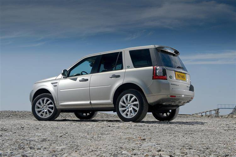 Land Rover Freelander 2 (2010 - 2012) used car review | Car review ...